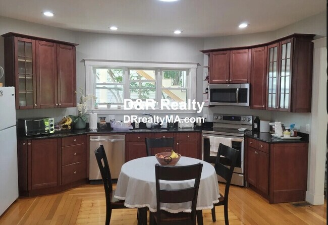 39 Tennyson St - 39 Tennyson St Somerville MA 02145 | Apartment Finder