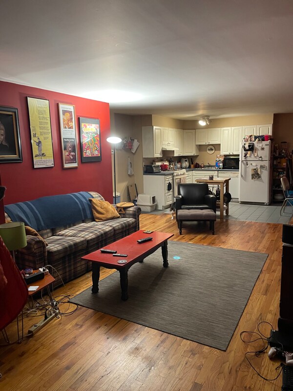 927 S 10th St - 927 S 10th St Philadelphia PA 19147 | Apartment Finder