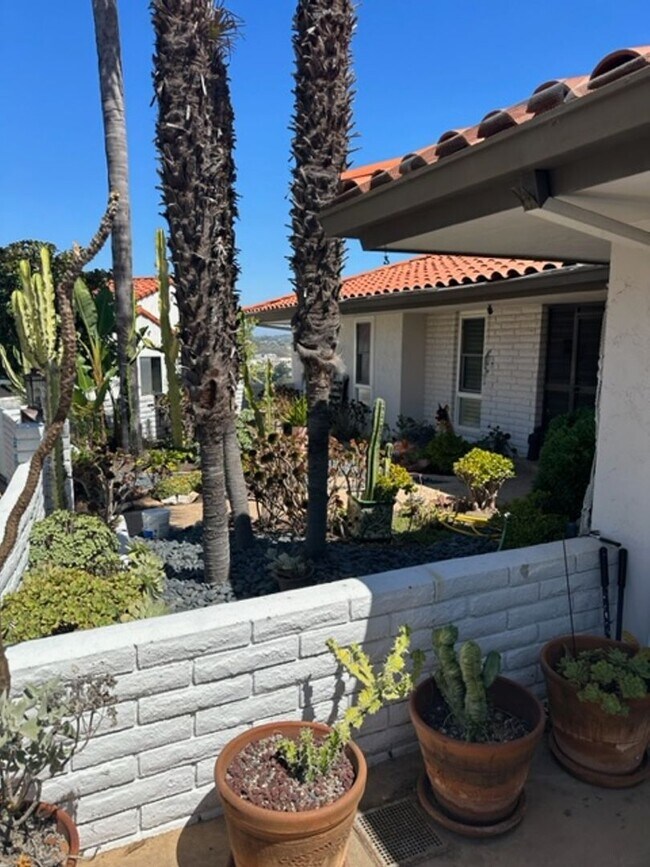 3x2 house with attached 1x1 granny flat be... - 4346 Randolph St San Diego CA 92103 | Apartment ...