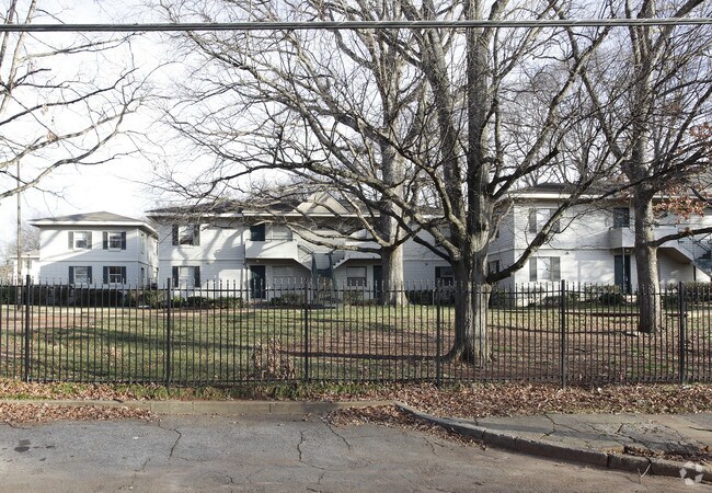 Park Vista Apartments - 1940 Fisher Rd Atlanta GA 30315 | Apartment Finder