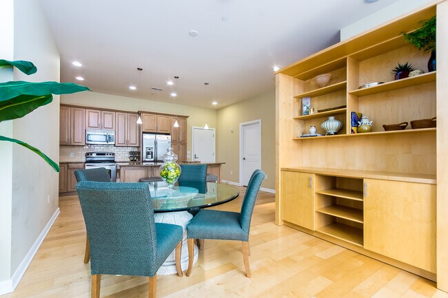 300 W Spring St - 300 W Spring St Columbus OH 43215 | Apartment Finder