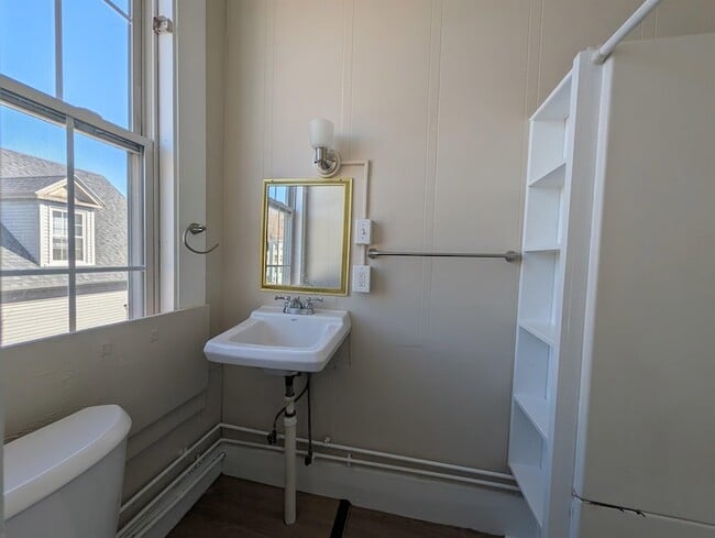 145 Main St - 145 Main St Newmarket NH 03857 | Apartment Finder