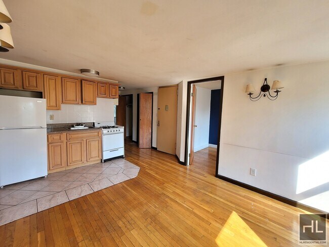 ST MARKS PLACE - 28 St Marks Pl Brooklyn NY 11217 | Apartment Finder