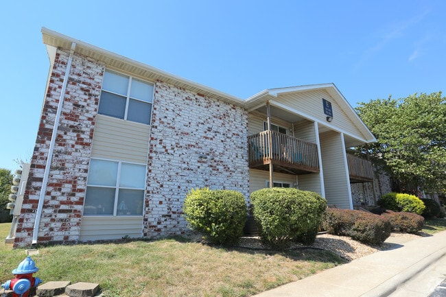 Hunters Glen - Springfield, MO | Apartment Finder