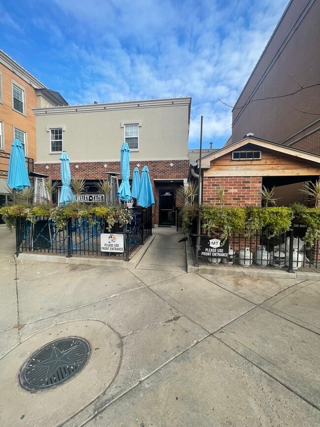 601 N Milwaukee Ave - 601 N Milwaukee Ave Libertyville IL 60048 ...