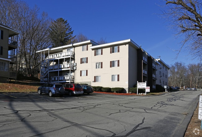 Henry Terrace - 3-10 Henry Ter Worcester MA 01607 | Apartment Finder