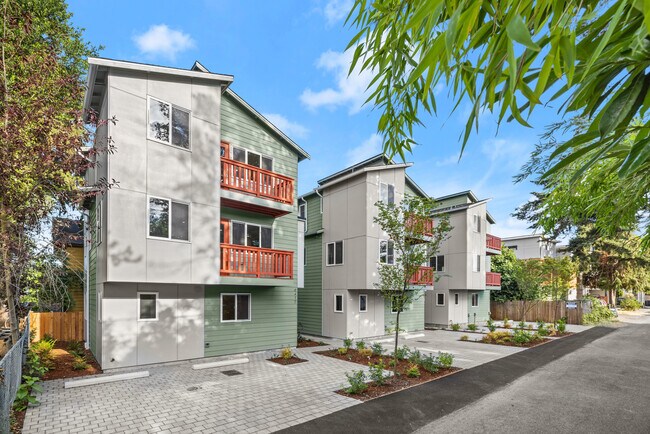 6417 Ellis Ave S - 6417 Ellis Ave S Seattle WA 98108 | Apartment Finder