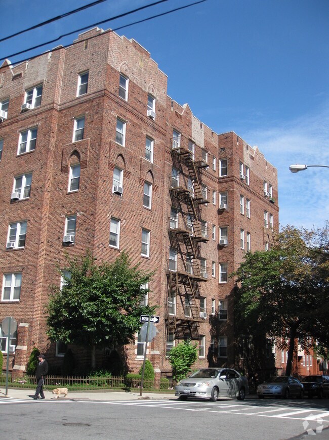 64-21 Booth St - 64-21 Booth St Flushing NY 11374 | Apartment Finder
