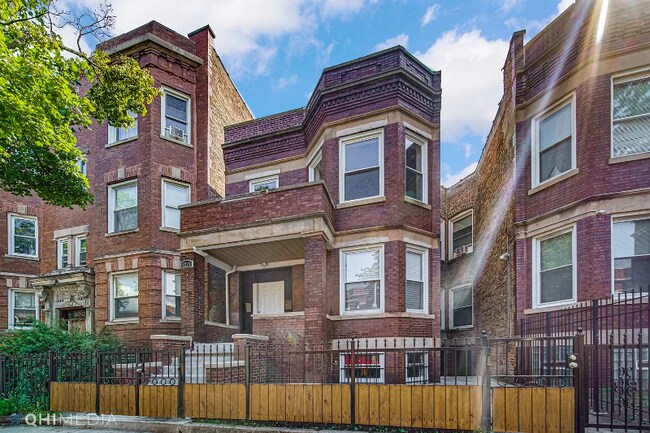 6235 S Rhodes Ave - 6235 S Rhodes Ave Chicago IL 60637 | Apartment Finder
