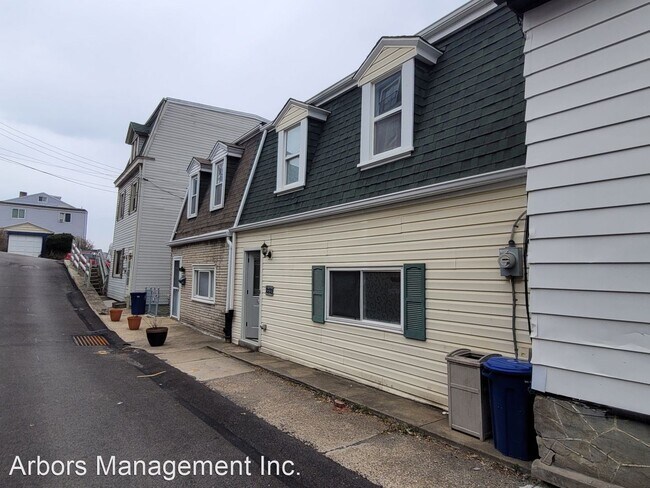 2 br, 1.5 bath House - 2733 Shelly Street - 2733 Shelly St Pittsburgh ...