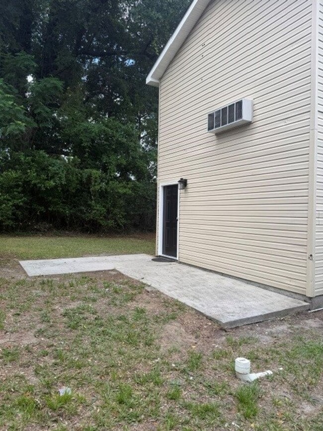 Renovated One Bedroom Stand Alone Apartment - 512 N 10th St Wilmington ...