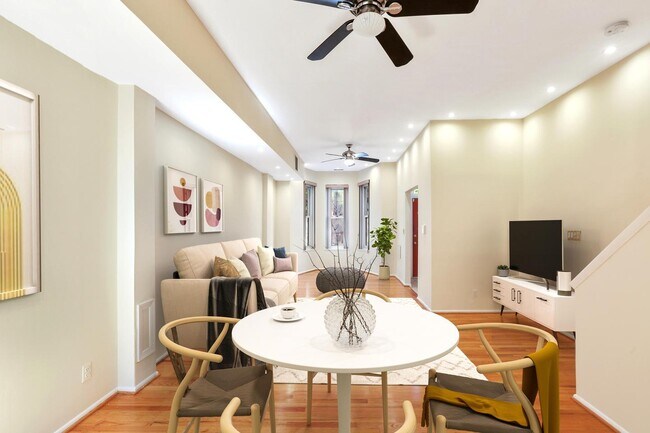 Renovated Shaw townhouse near U Street Metro - 1823 9th St NW ...