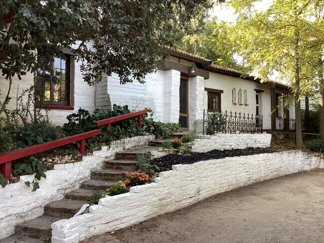 3/2 Water front unit - 1722 S Tuxedo Ave Stockton CA 95204 | Apartment ...