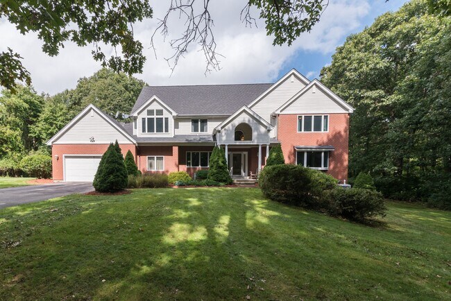 35 Meadow Tree Farm Rd - 35 Meadow Tree Farm Rd Saunderstown RI 02874 ...