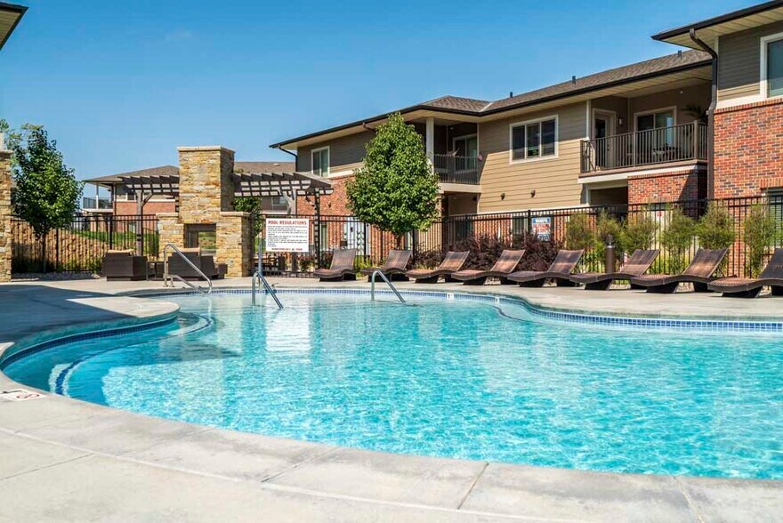 Villas of Omaha at Butler Ridge - 15702 Fowler Plz Omaha NE 68116 ...