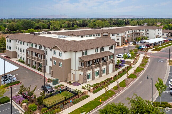 Quail Park at Shannon Ranch - 3440 W Flagstaff Ave Visalia CA 93291 ...