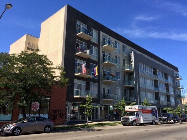 Kimball Station - 4730 N Kimball Ave Chicago IL 60625 | Apartment Finder