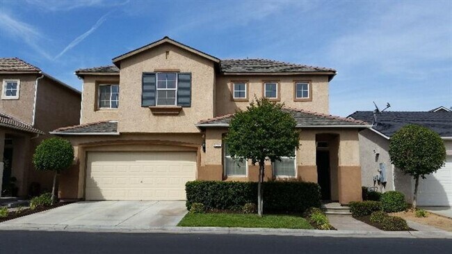 European Park Gated Community - 4080 W Apple Tree Ln Fresno CA 93722 ...