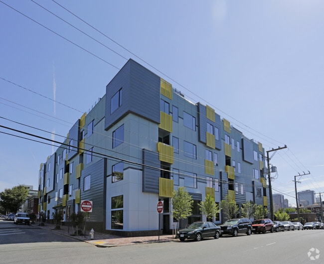 Matrix Midtown - 119 N 1st St Richmond VA 23219 | Apartment Finder