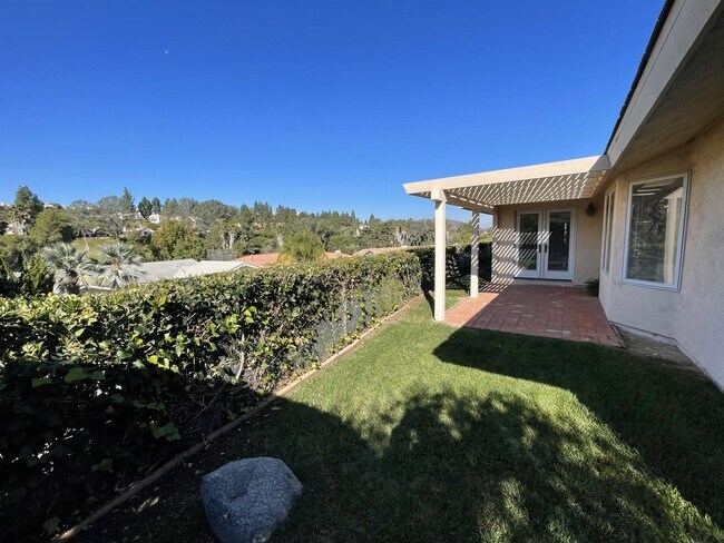 Beautiful Ranch Style House in Rancho Bern... - 17784 Via Gracia San ...