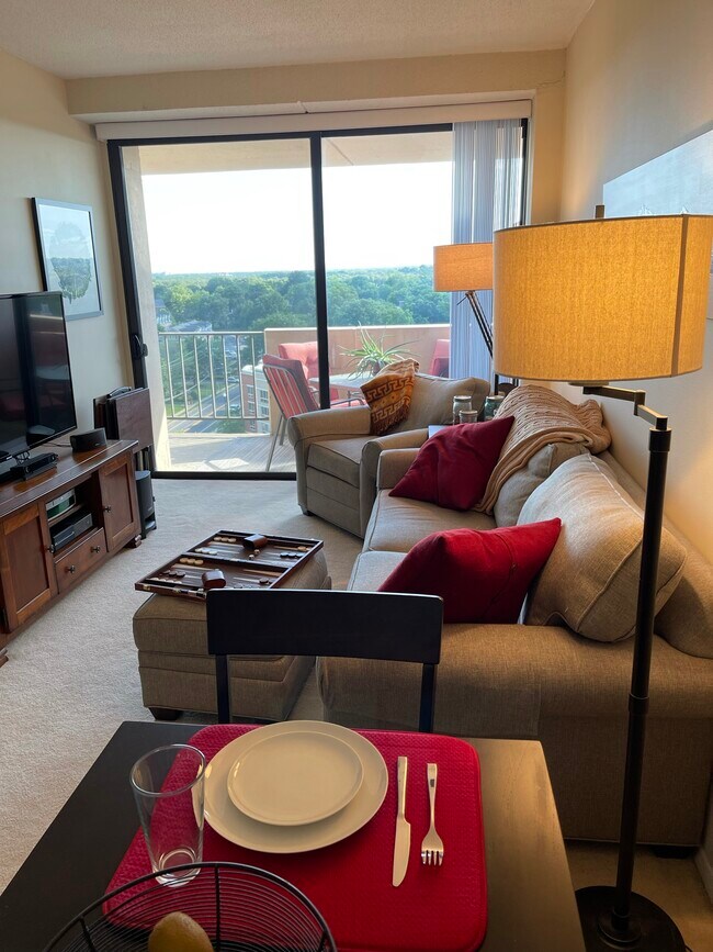 4141 N Henderson Rd - 4141 N Henderson Rd Arlington VA 22203 ...