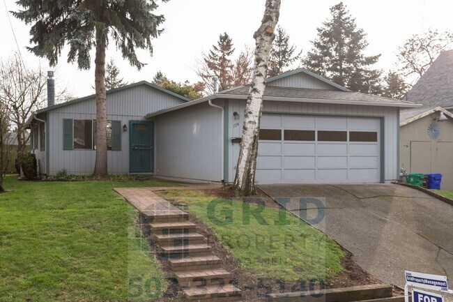 3 Bedroom Ranch Style Home Available in Ov... - 1734 N Sumner St ...