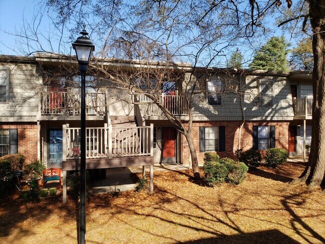 Salem Square - Country Club Road! - 3818 Country Club Rd Winston-Salem ...