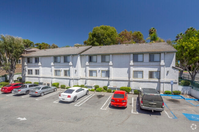 Bella Vista Apartments - Vista, CA | Apartment Finder
