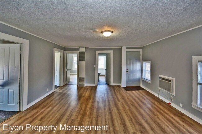 3 br, 1 bath House - 8322 Antioch Road Upper - 8322 Antioch Rd Salem WI ...