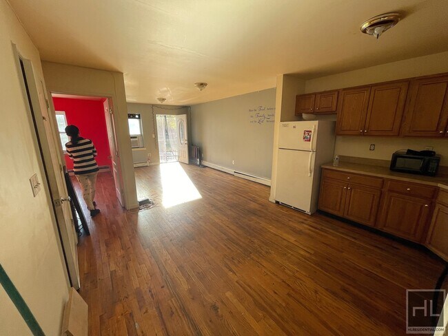 EAST 168 STREET - 583 E 168th St The Bronx NY 10456 | Apartment Finder
