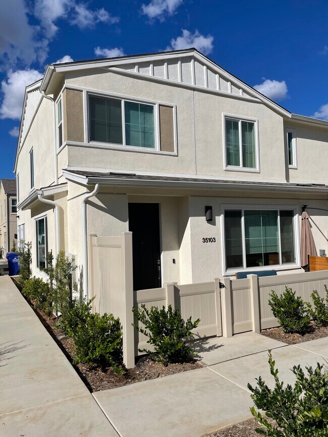 35103 Vine Pl - 35103 Vine Pl Fallbrook CA 92028 | Apartment Finder