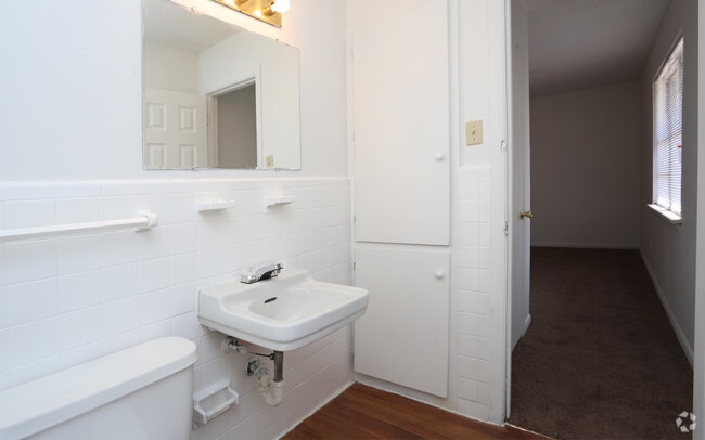 Nuvo Ventura - 4948 Gaston Ave Dallas TX 75214 | Apartment Finder