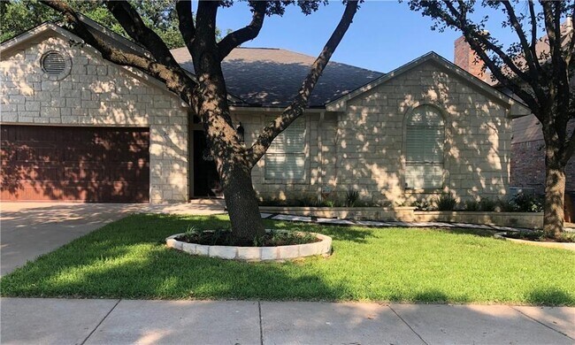 6411 Ira Ingram Dr - 6411 Ira Ingram Dr Austin TX 78749 | Apartment Finder