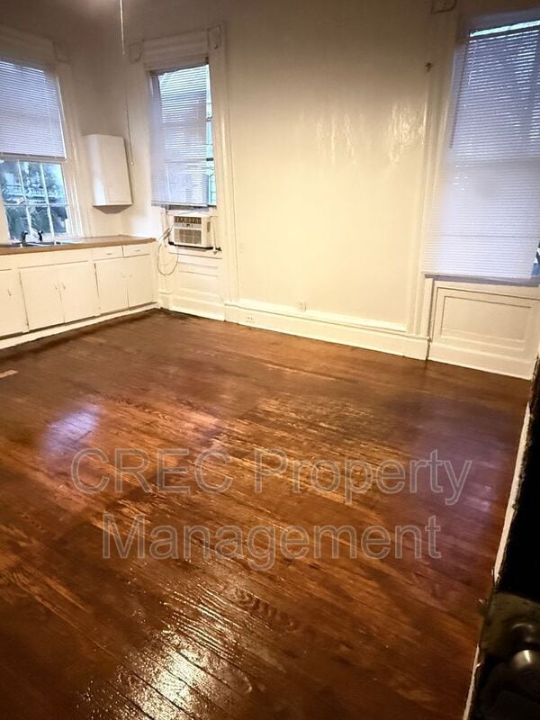 121 Smith St - 121 Smith St Charleston SC 29403 | Apartment Finder