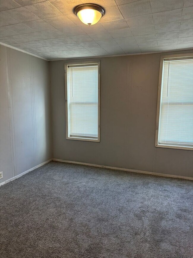 Spacious Home! Partially Finished Basement... - 4028 Pennington Ave ...