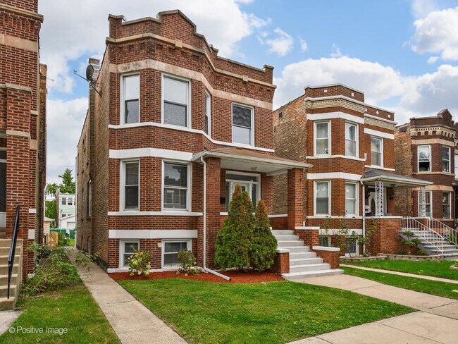 1922 S Harvey Ave - 1922 S Harvey Ave Berwyn IL 60402 | Apartment Finder