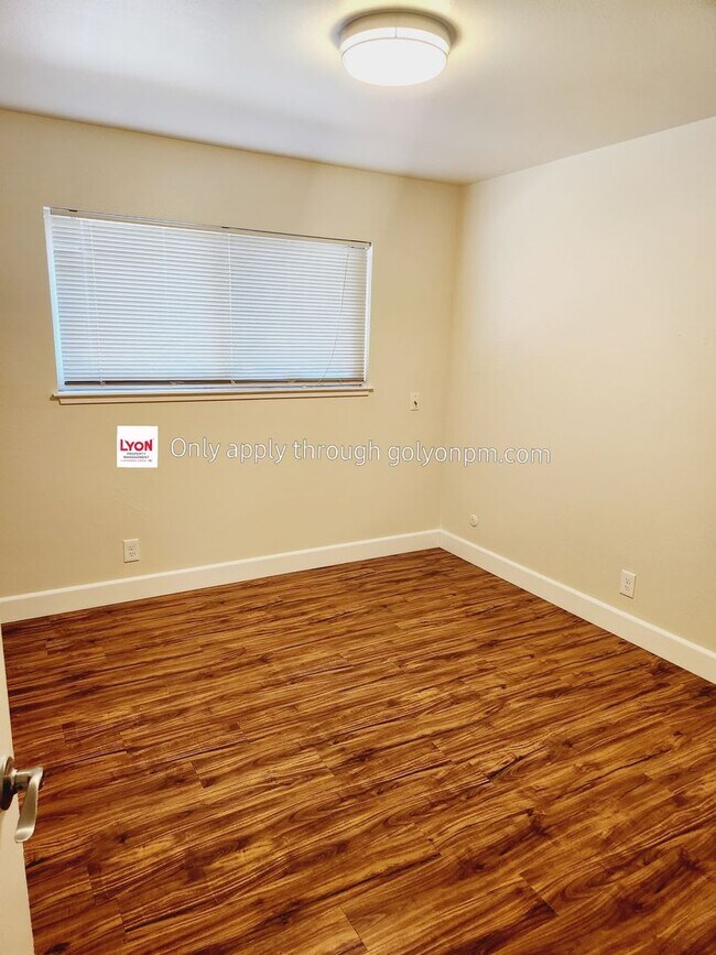Beautifully Renovated Halfplex - 7353 Barr Way Sacramento CA 95831 ...