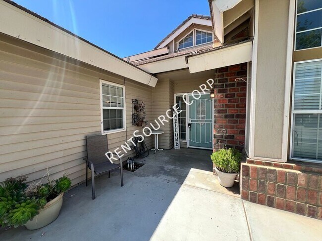 4 Bedroom Single Story Home for Rent in We... - 42447 Surrey Ct Quartz ...