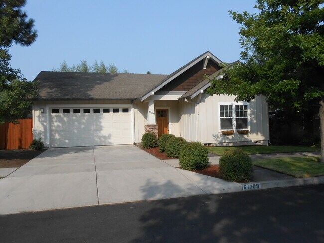 61709 Darla Pl - 61709 Darla Pl Bend OR 97702 | Apartment Finder