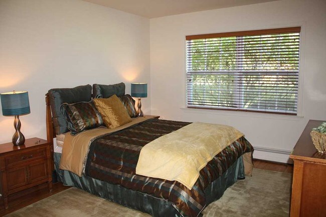 Middlebrook at Monmouth - 816 Deal Rd Asbury Park NJ 07712 | Apartment ...