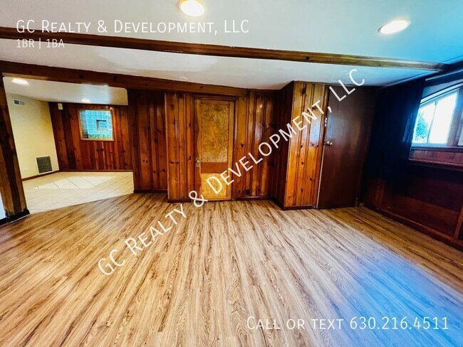 ***GARDEN UNIT / 1 BDRM / APPL INCL / LAUN... - 5054 N Lockwood Ave ...