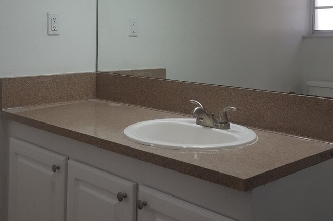 Oak Ridge Apartments - 13333 Ridge Rd Largo FL 33778 | Apartment Finder