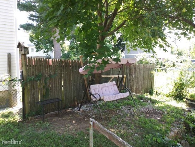 954 Park Ave - 954 Park Ave Woonsocket RI 02895 | Apartment Finder