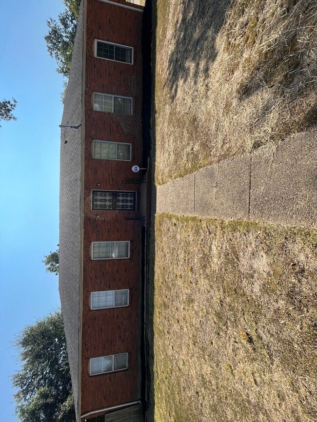 4467 Cottonwood - Available Now! - 4467 Cottonwood Rd Memphis TN 38118 ...