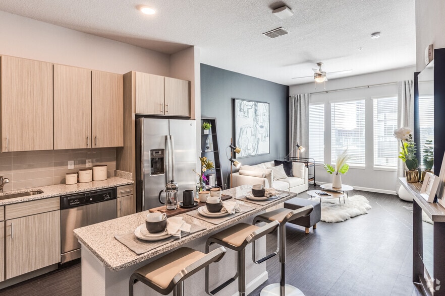 Sanctuary at Centerpointe - 486 Center Pointe Cir Altamonte Springs FL ...