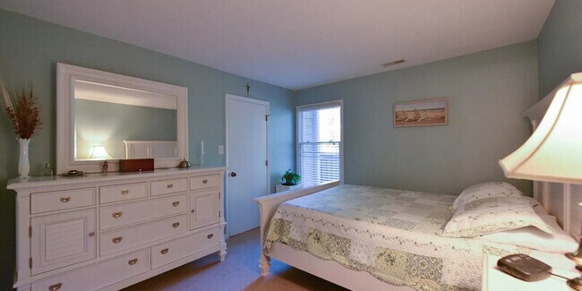 Mill Ridge - 3549 Mill Run Raleigh NC 27612 | Apartment Finder