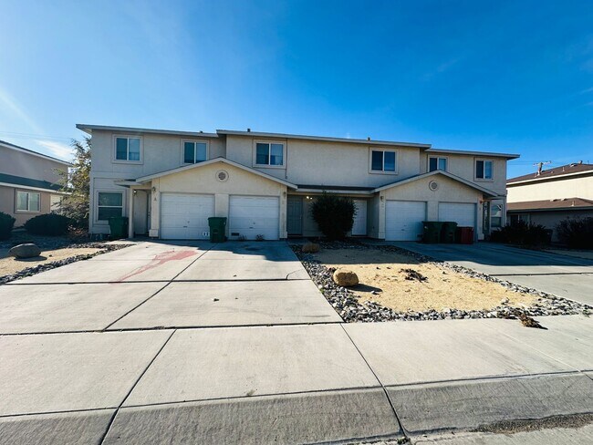 Sunny Ln 720 - 720 Sunny Ln Fernley NV 89408 | Apartment Finder