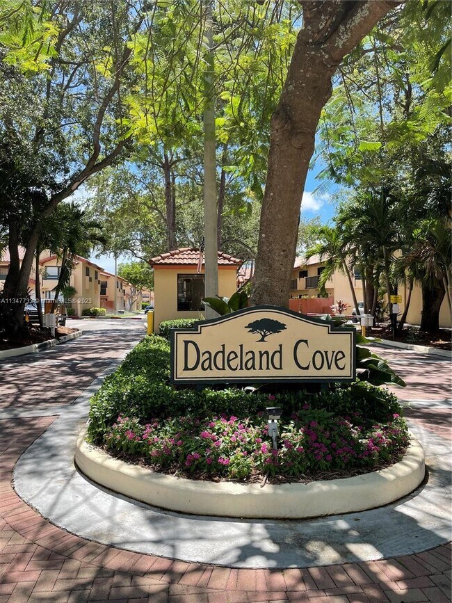 7813 SW 102nd Ln - 7813 SW 102nd Ln Miami FL 33156 | Apartment Finder