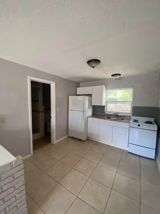 1820 Redbank Rd - 1820 Redbank Rd North Palm Beach FL 33408 | Apartment ...