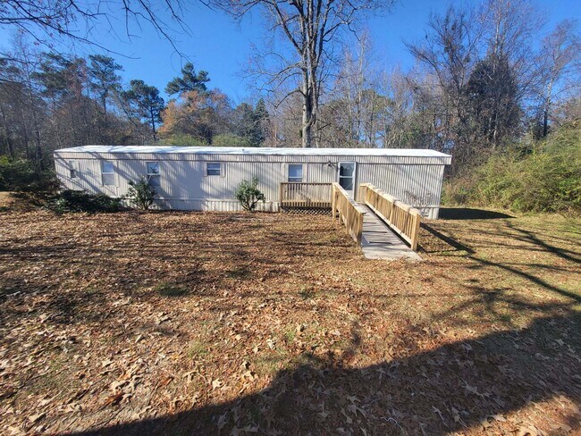2700 Holly Grove Rd - 2700 Holly Grove Rd Benson NC 27504 | Apartment ...
